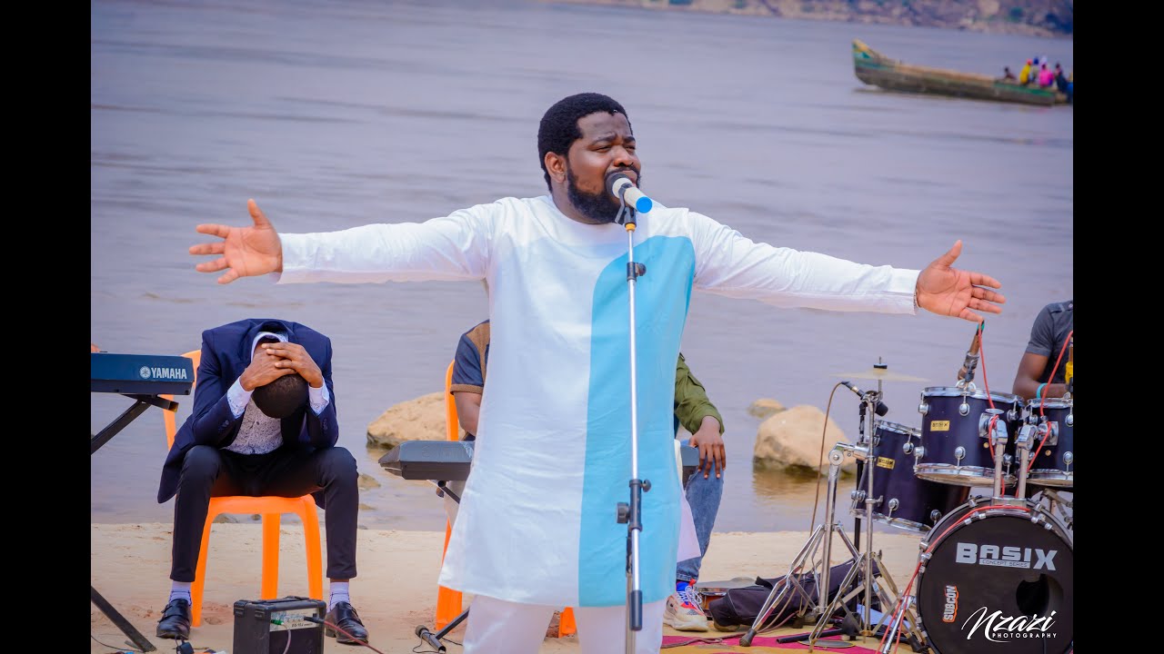 NA wuti mosika kembo na yo nzambe avec le Frère Emmanuel Musongo ...