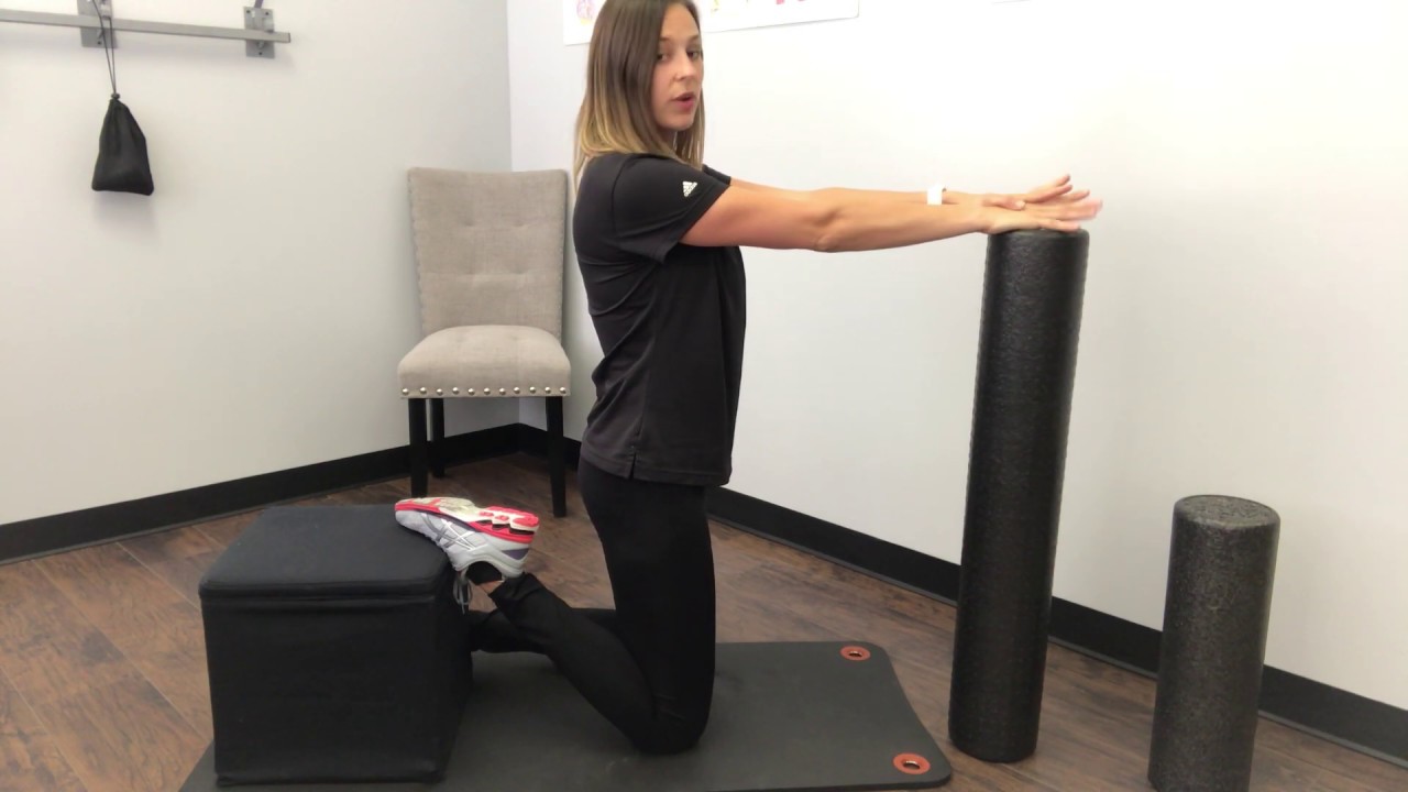 The classic Couch Stretch with a tweak - YouTube