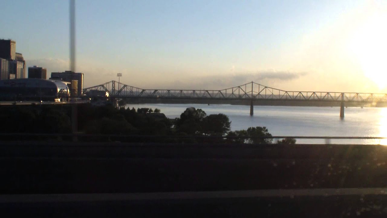 Crossing State Line from Indiana to Kentucky - YouTube