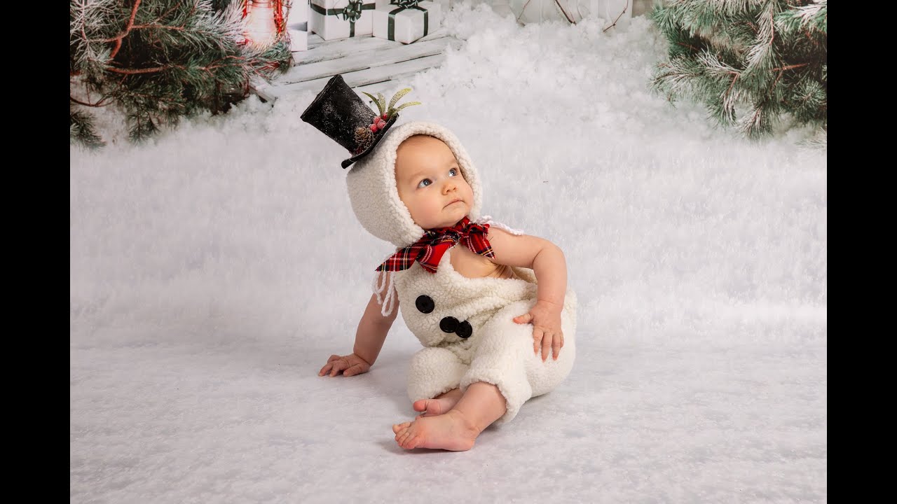 Lyra and Freya Christmas 2020 - YouTube