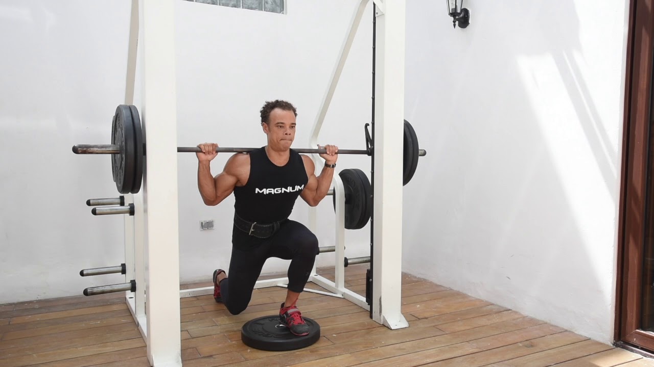 Smith Machine Deficit Split Squat - YouTube