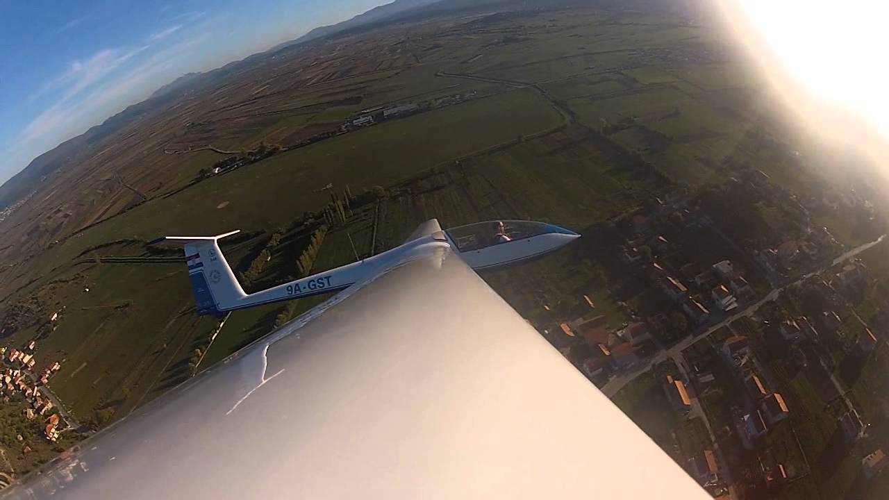 Gliding IS28B2 - YouTube