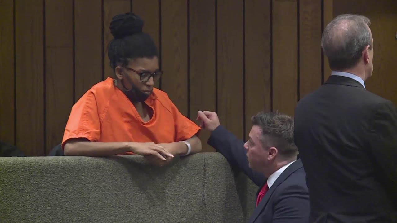 Sequoia Samuels' mother held on $500,000 bond - YouTube