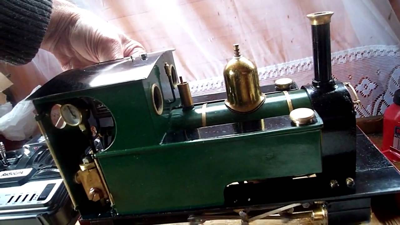 Merlin Mayflower improved slow chuff. - YouTube