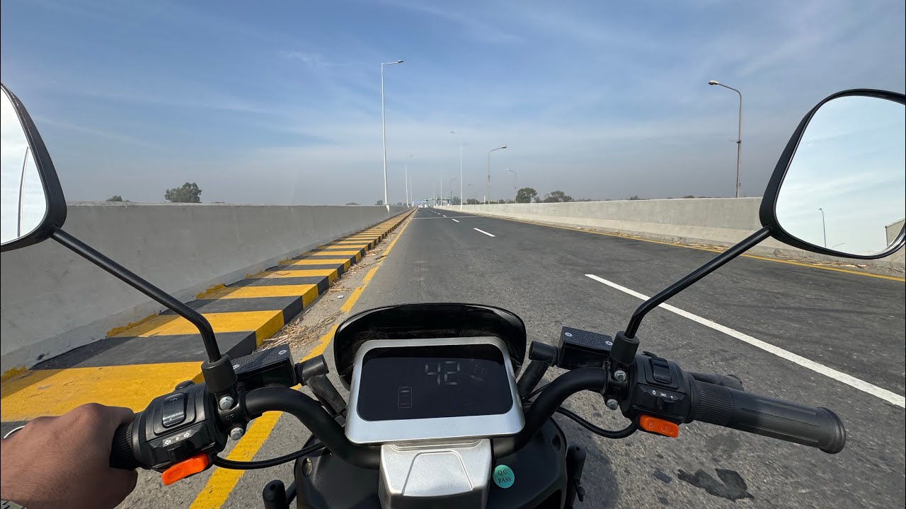 Okla bike scooti sargodha to Joharabad drive #maharfaisalameer - YouTube