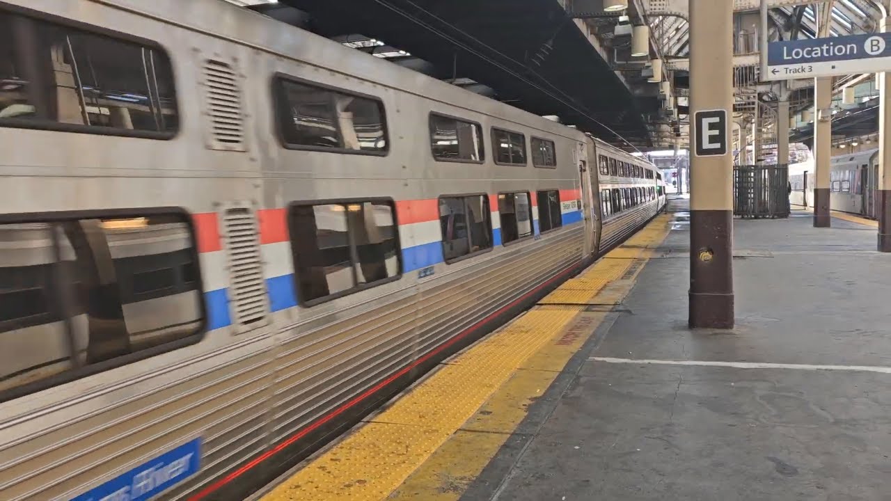 Amtrak Silver Star Train 91 at Newark Penn Station (11/5/24) - YouTube