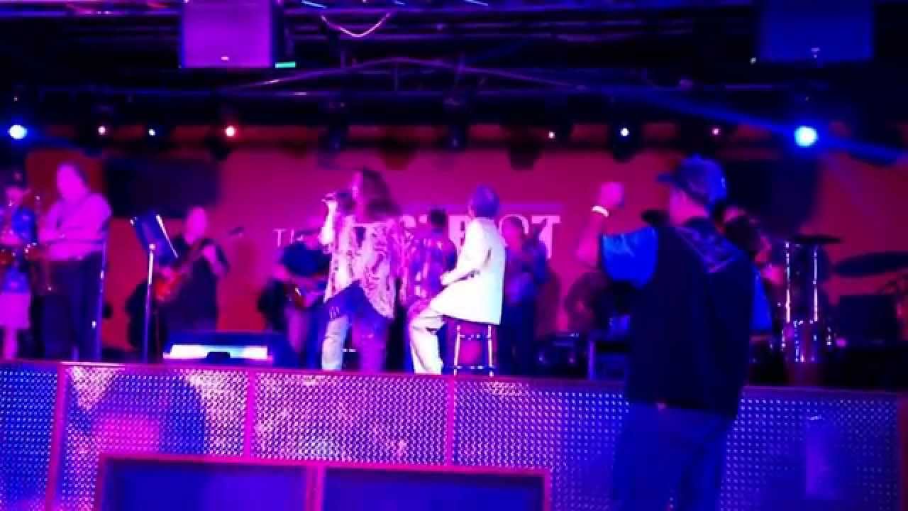 Charlene Howard Sings Lean On Me - YouTube