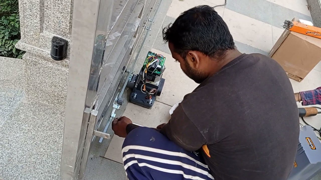 Automatic Sliding Gate Installation, (Gate Automation) Jalandhar. - YouTube