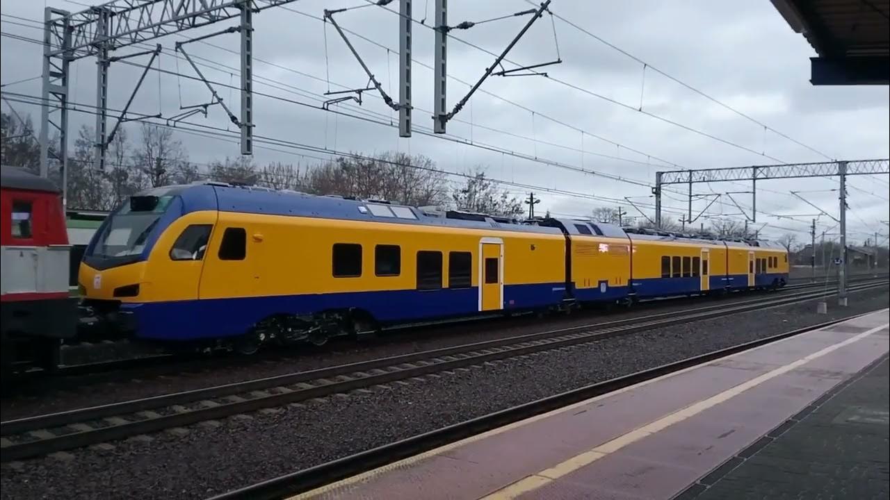 SM42+3E/1 Train Speed'u z transportem Flirta dla Włoskiego RFI. Skierniewice 17.3.2024 - YouTube