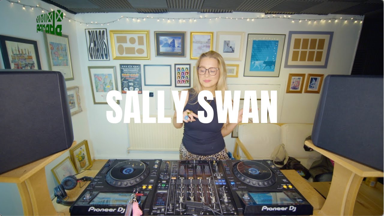 Sally Swan DJ Set | The Gallery (House, Speed Garage, Hard House) - YouTube