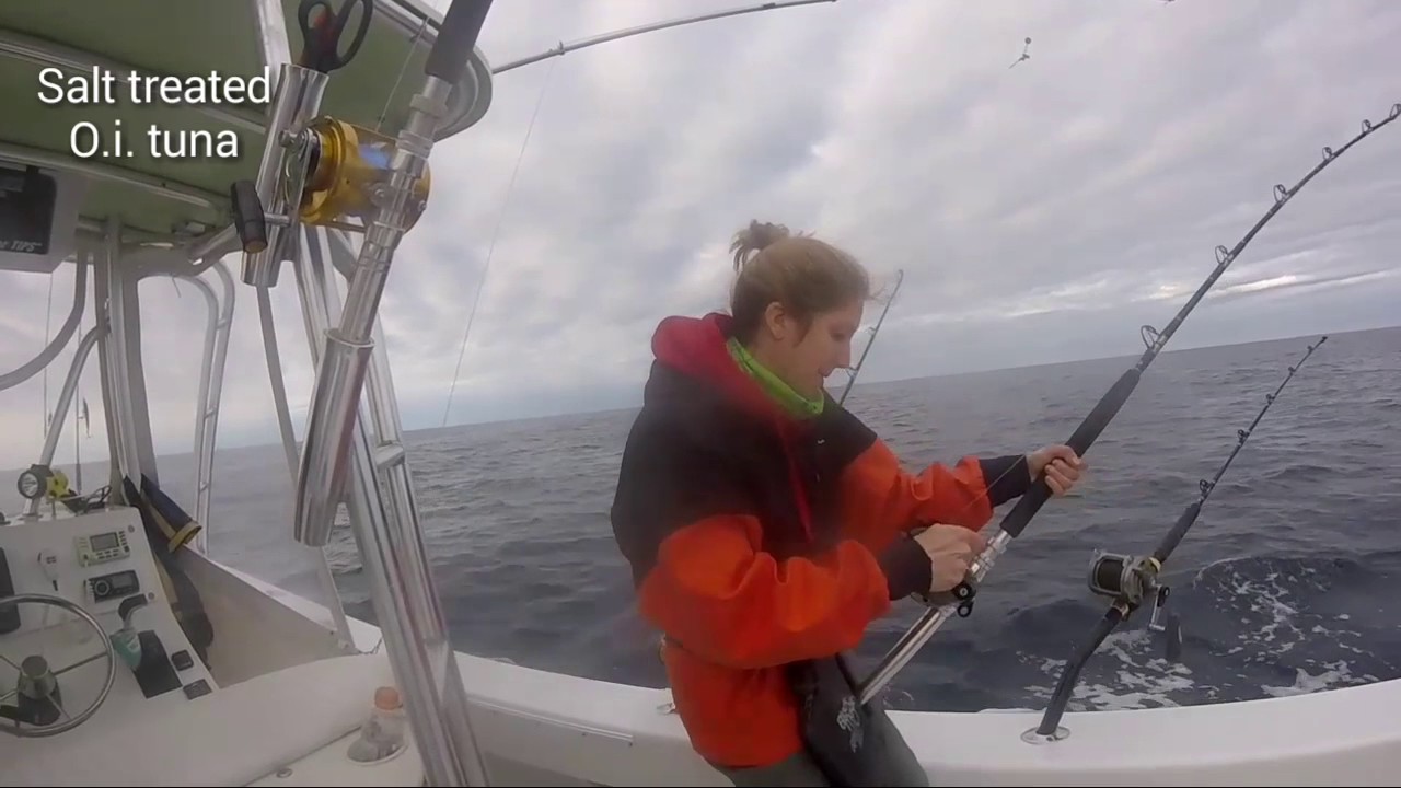 Yellow fin tuna fishing off oregon inlet - YouTube