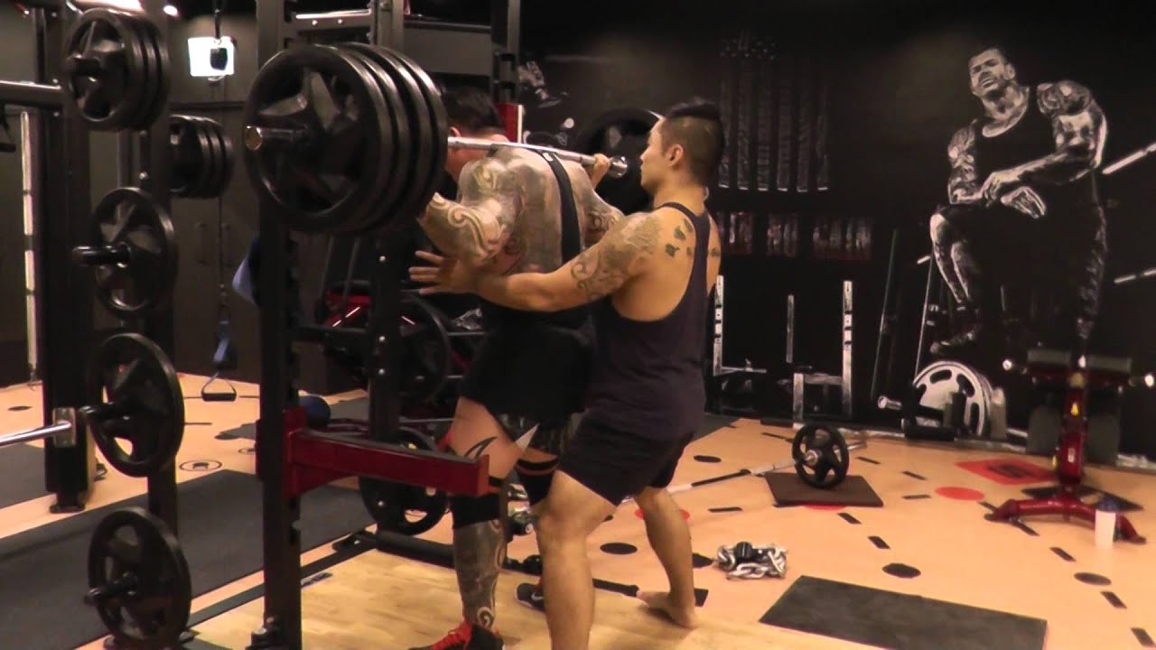 200 KG - YouTube