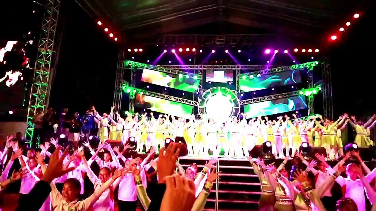 Senam Dunia Satu Keluarga oleh INLA Batam - Batam Menari 2018 - YouTube