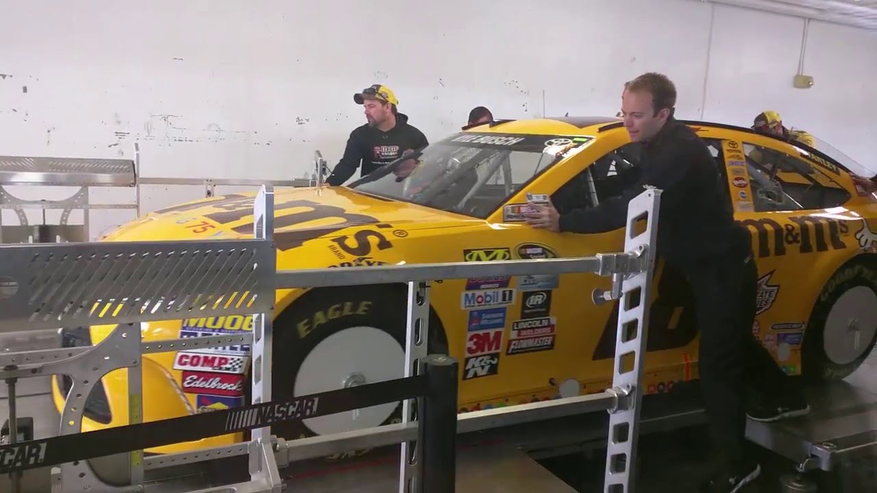 Nascar Tech Inspection Las Vegas 2016 Kyle Busch #18 - YouTube