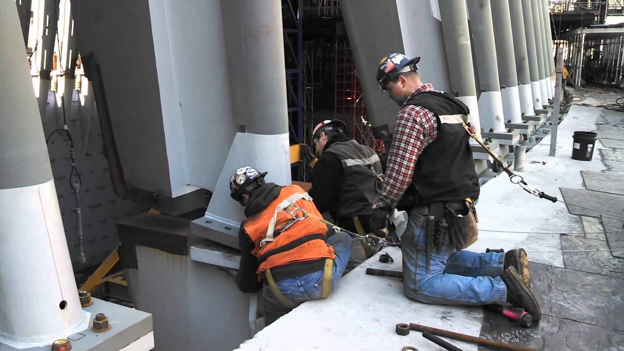 Local 40 - Making a portal - YouTube