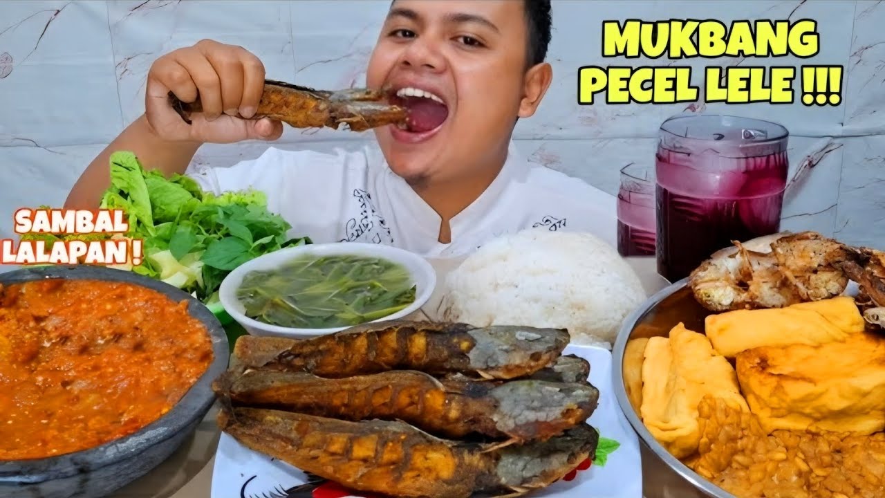 SEDERHANA TAPI NIKMAT‼️MUKBANG PECEL LELE,SAMBAL LALAPAN DAN SAYUR ASEM IWAK ASIN🤤 - YouTube