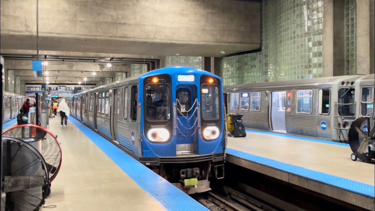 CTA 7000 series arriving at O’hare Intl. Airport on track 2 | Blue Line ...