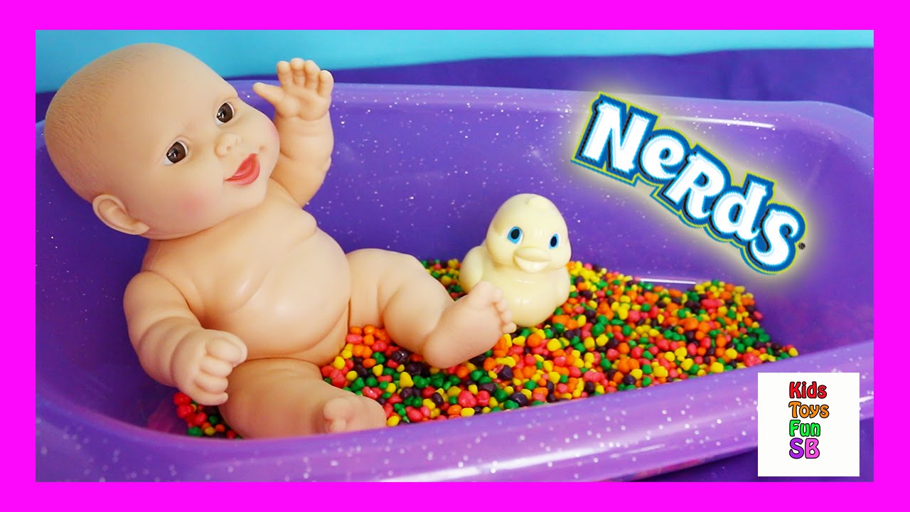 Baby Girl Doll Takes Bath In Candy Nerds How To Change A Diaper Kids ...