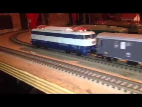 Locomotiva E444 112 Lima - YouTube