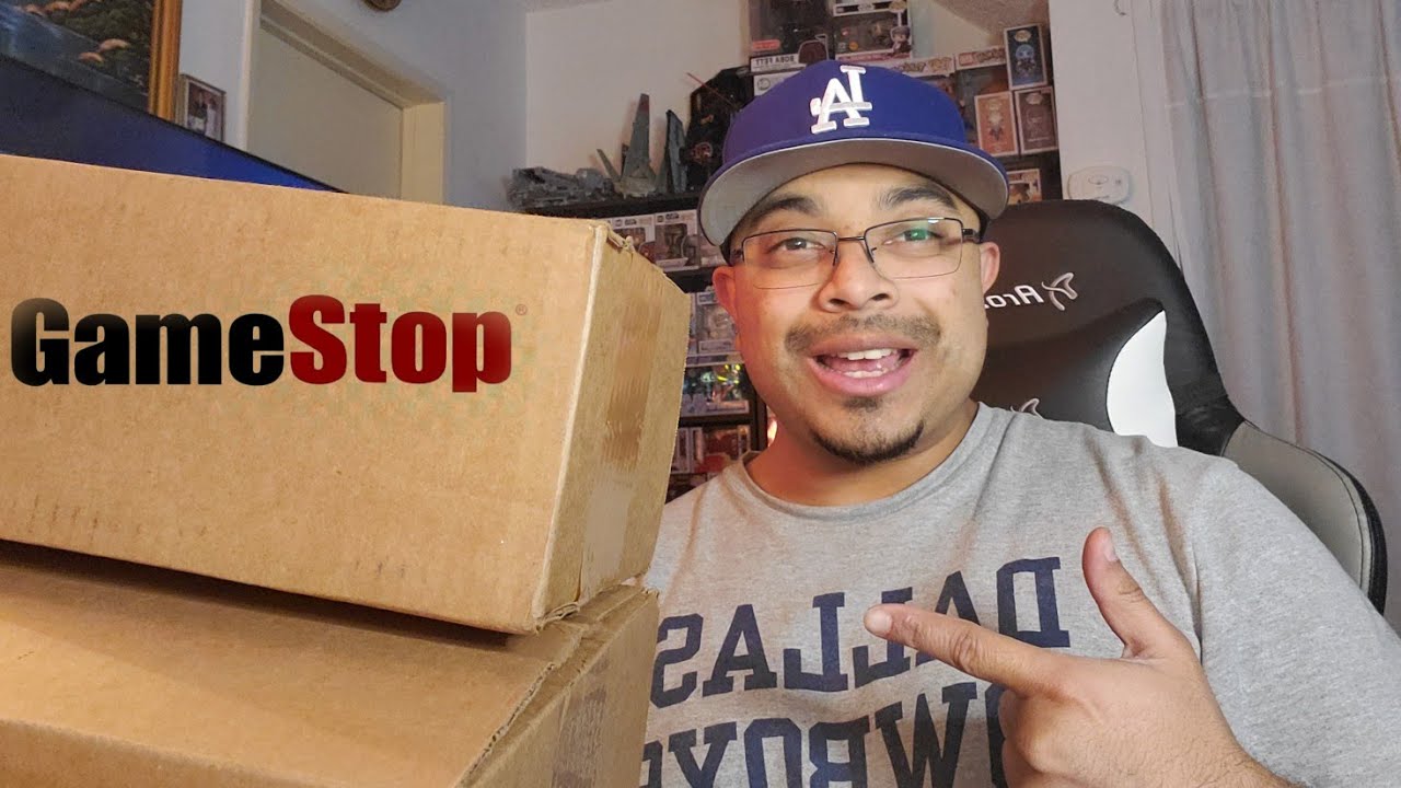 Gamestop and Hot topic unboxing - YouTube
