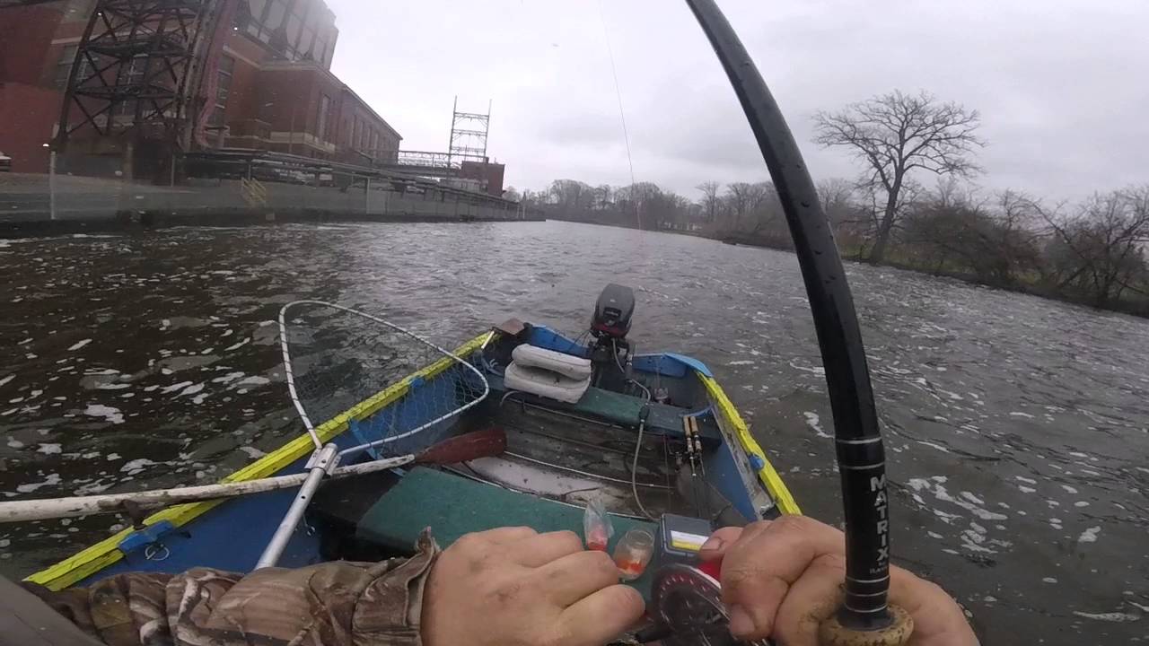 Centerpin fishing for steelhead in Michigan 2016 - YouTube