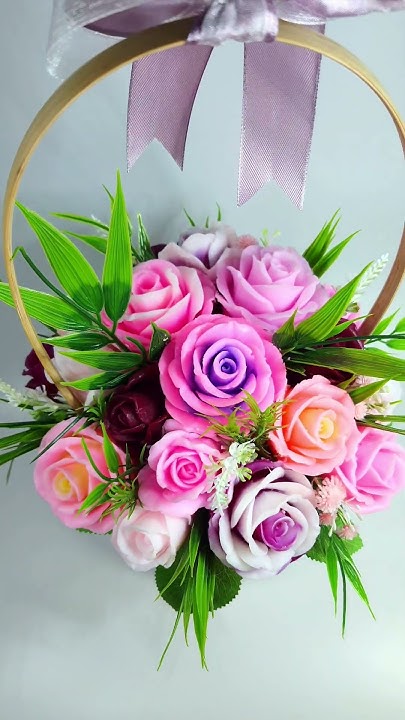 Букет ароматных роз из мыла в корзинке) - YouTube