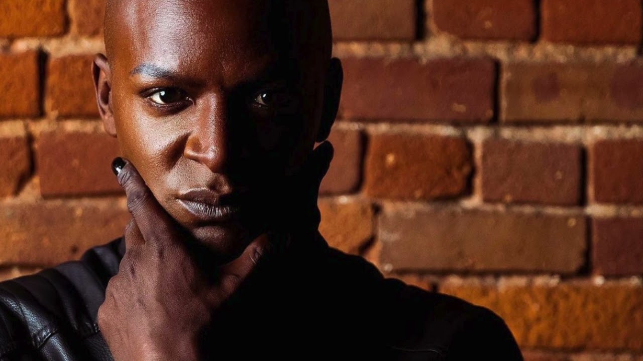 What Does the "Chin Grab" Mean? - YouTube