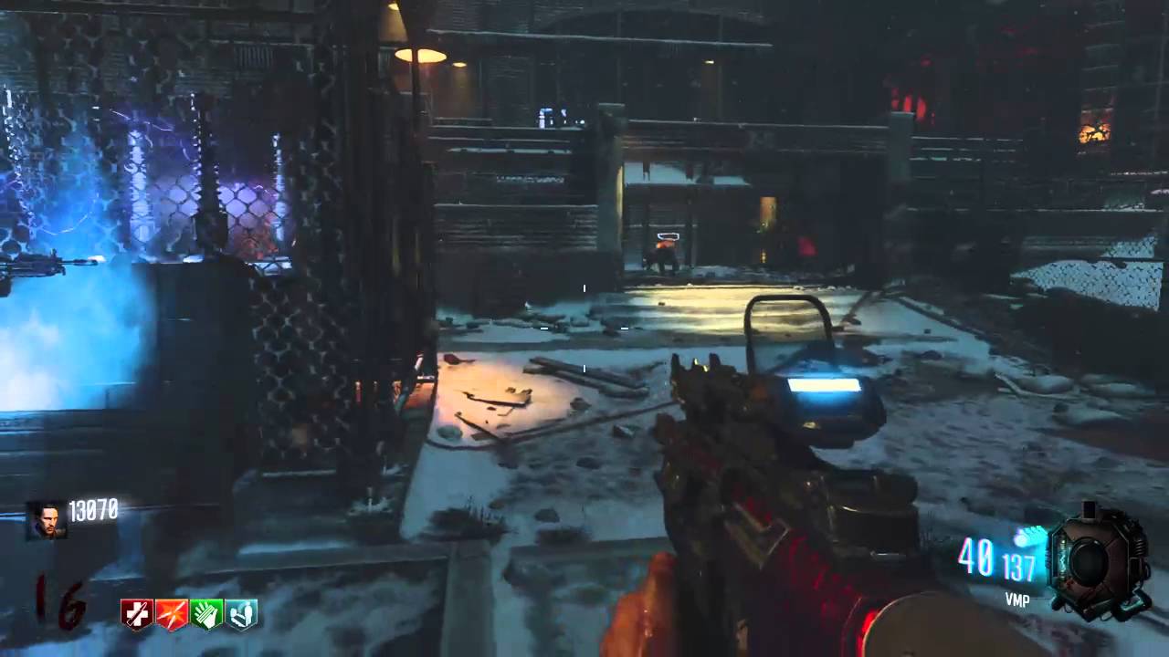 Bo3 The Giant - SMG/Pistol challenge - YouTube