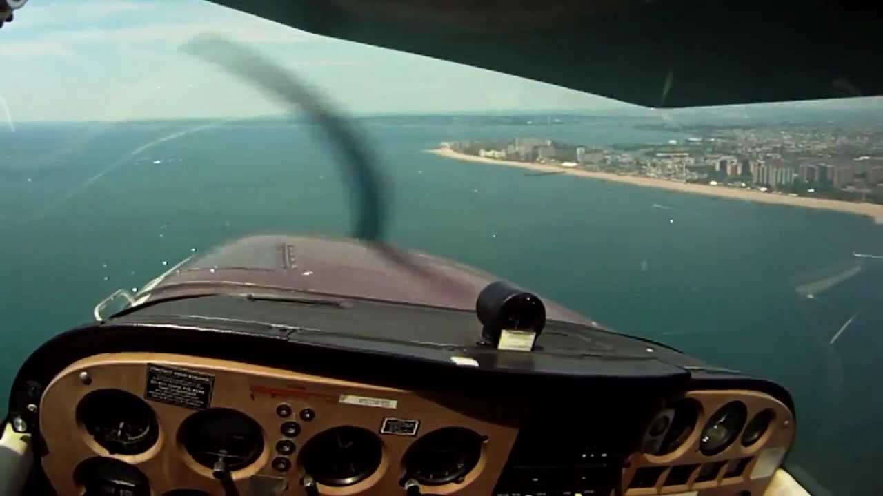 Flight Lesson over New York City - YouTube