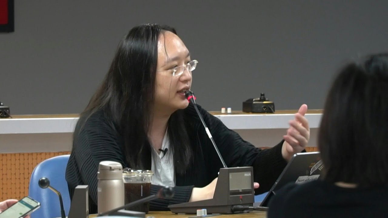 Audrey Tang: Taiwan's transgender digital minister | AFP - YouTube