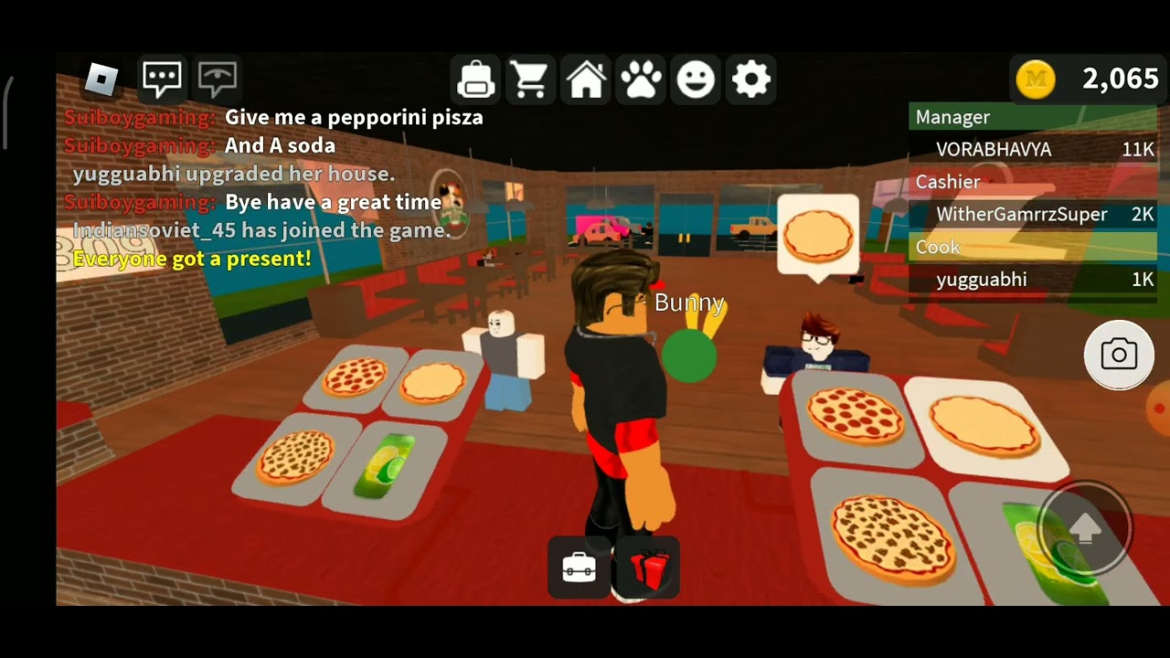 I become a cashier in roblox - YouTube