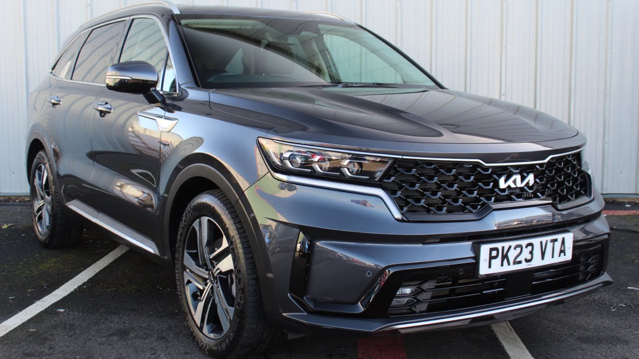 Kia Sorento | 1.6 T-GDi HEV 3 5dr Auto | Graphite Grey - YouTube