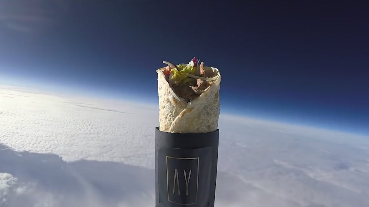 Der erste Kebab im Weltall - Ein großer Schritt für die Menschheit ...