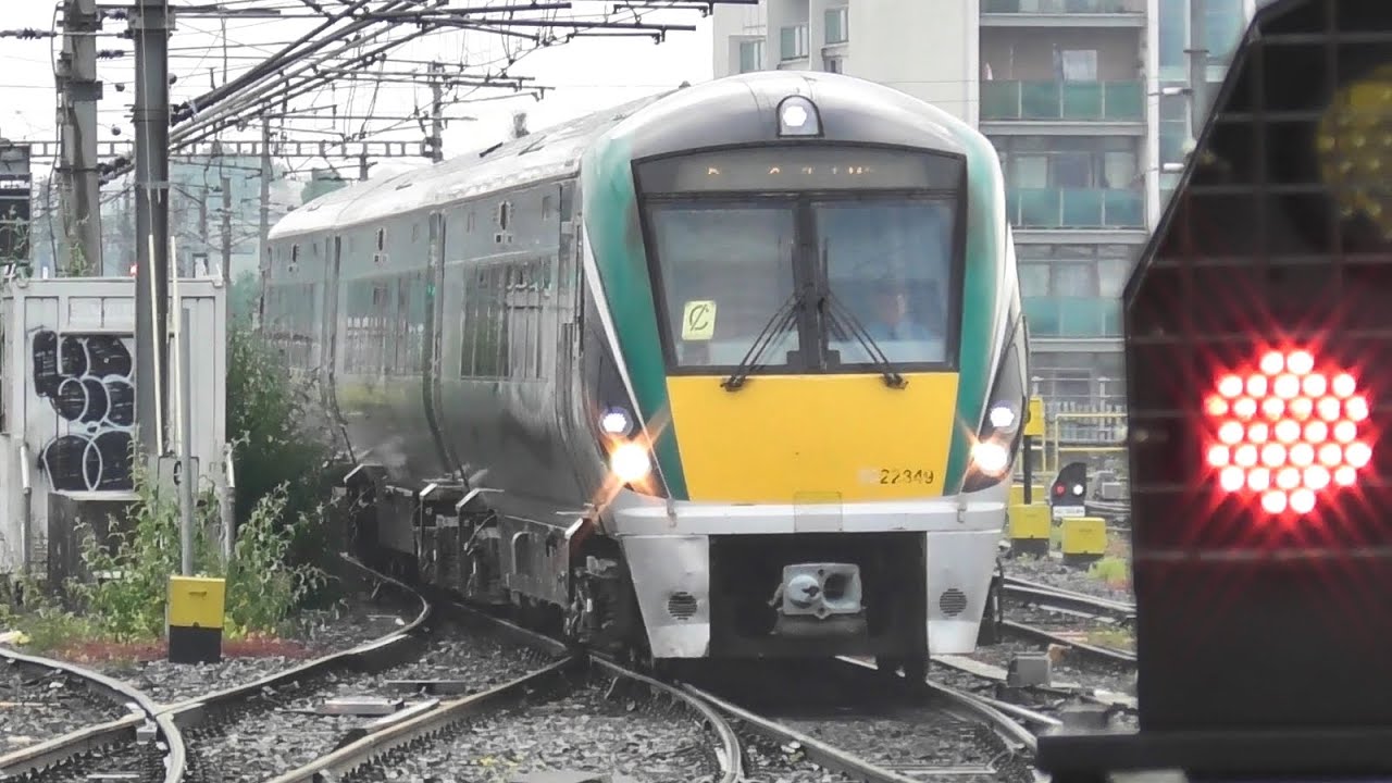 Irish Rail 22000 Class Intercity Train 22349 - Connolly Station, Dublin ...