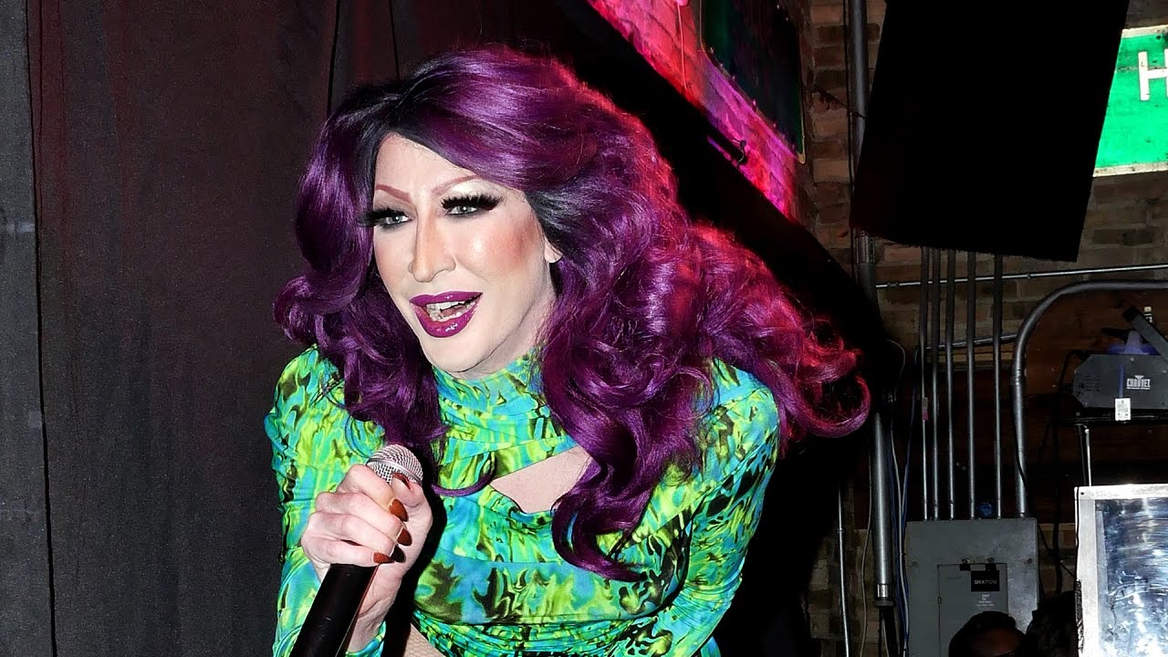 Detox - Supersonic - RuPaul's All Stars II at Roscoe's - YouTube