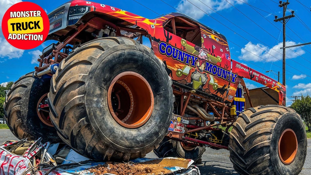 County Mounty & Bootlegger Freestyle Highlights - YouTube