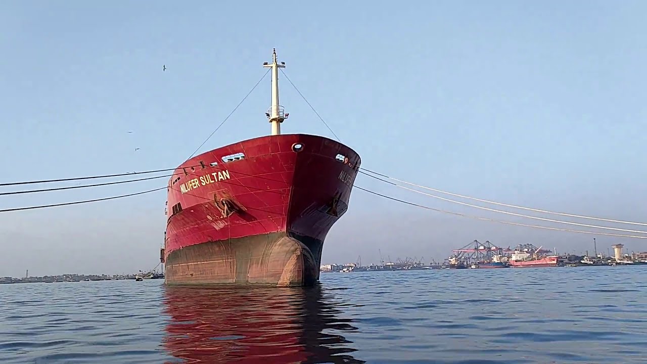 Manora Beach Karachi 2021 | Kemari to Manora , Karachi Port - YouTube