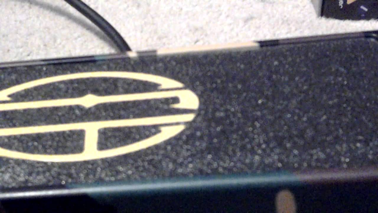 Dimebag darrel wahwah from hell review - YouTube