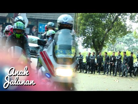 Mantap Club AJ Di Kawal Polisi [Anak Jalanan] [27 April 2016]