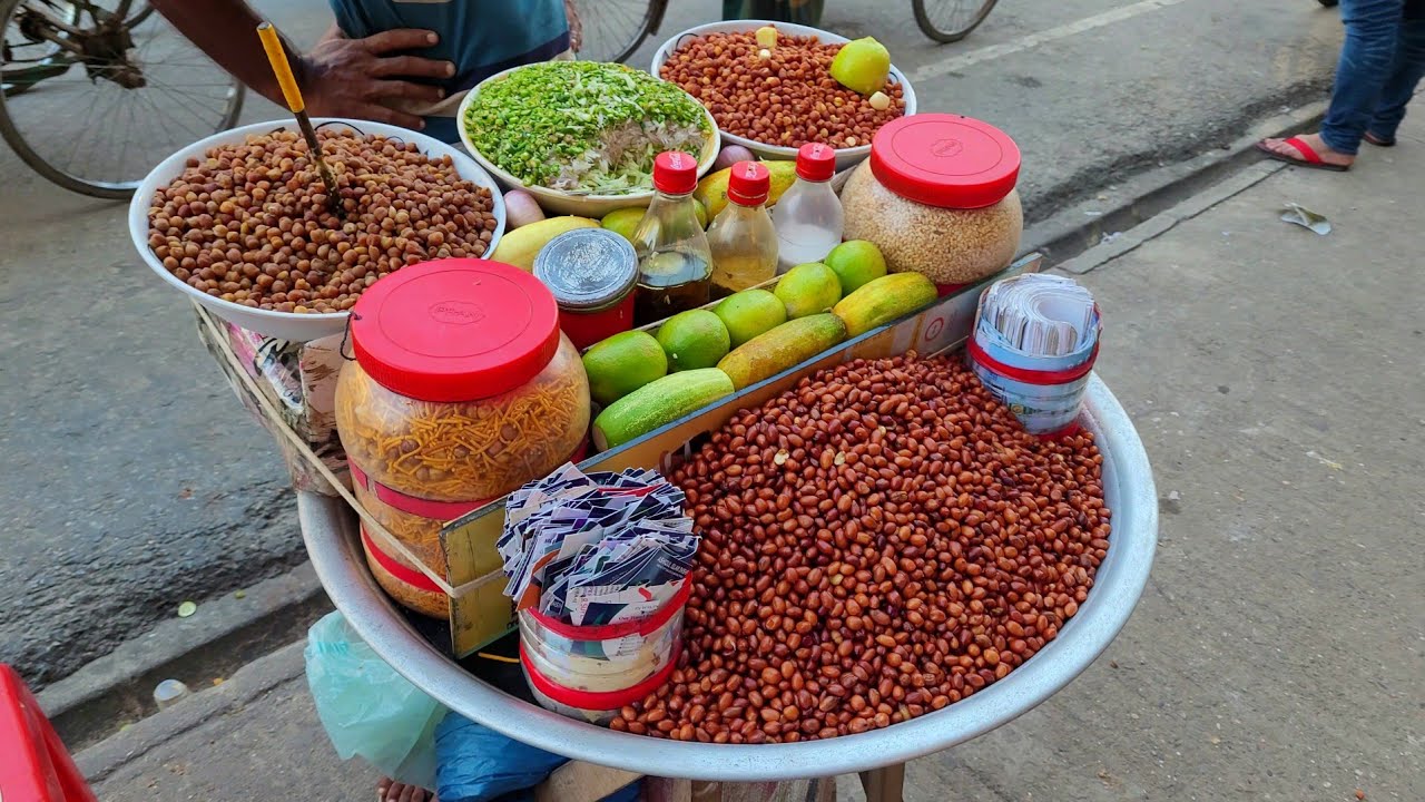 Bangladeshi Famous Chana Masala Chaat Wala | Extremely Tasty Chana ...