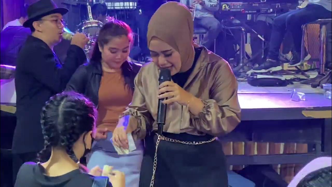 Tilil - Tanjidor Fily Kurcaci Live Show Angkringan Teh Ita - YouTube