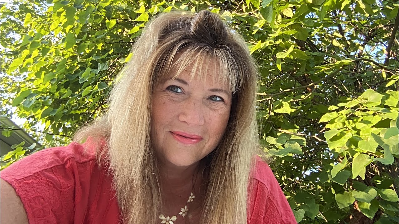 4 Major Benefits of Being Single - YouTube