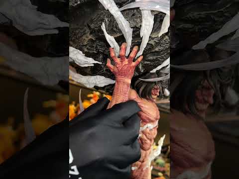 Hertz Studio - Attack on Titan Eren Blocks the Gate #figure #figurine#attackontitan #erenjaeger