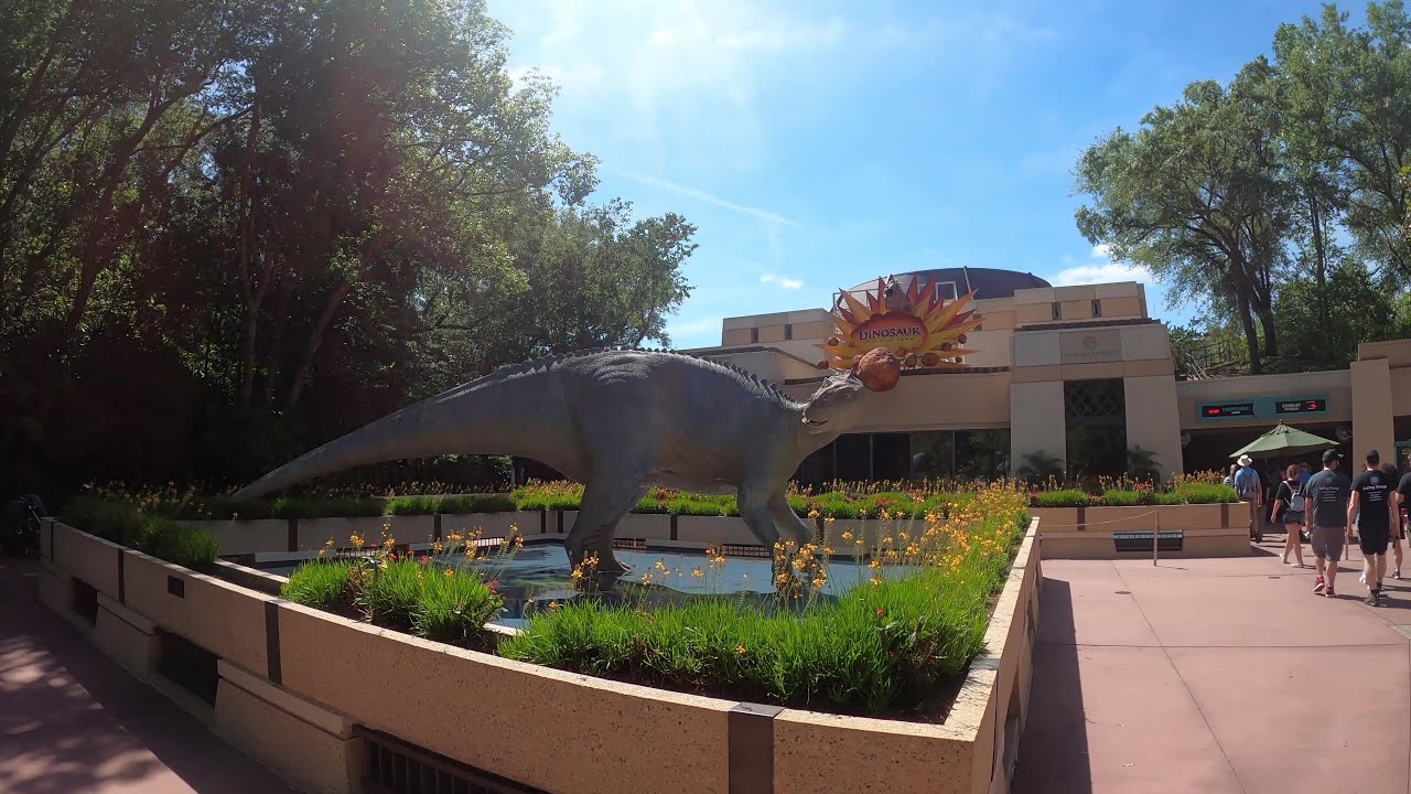 Dinosaur Full Ride POV [4K] Animal Kingdom - Walt Disney World - YouTube