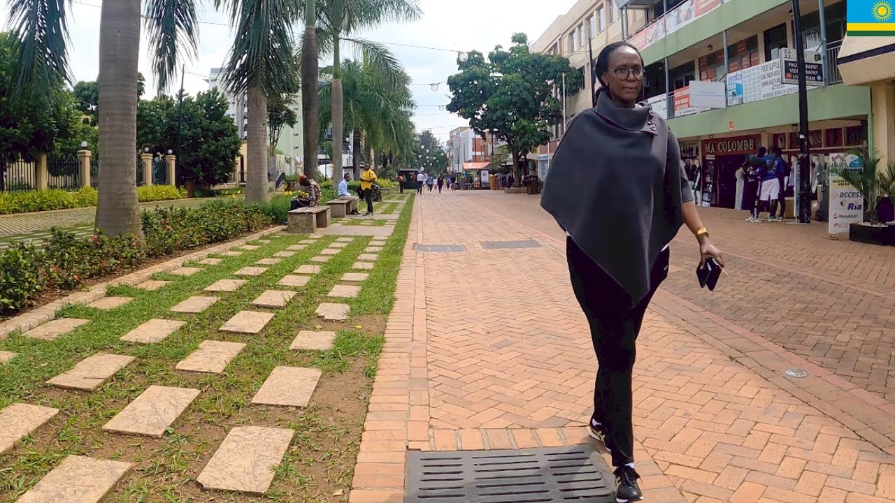 INSIDE THE STREETS OF KIGALI RWANDA 🇷🇼 | CLEANEST CITY IN AFRICA🌍 - YouTube