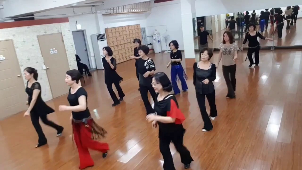 Back In My World - Line Dance - YouTube