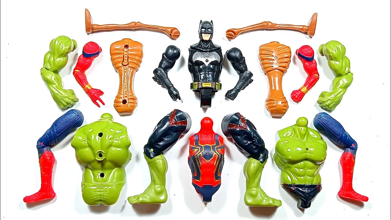 Merakit Mainan Spider-Man, Hulk Smash, Batman dan Siren Head ~ Avengers ...
