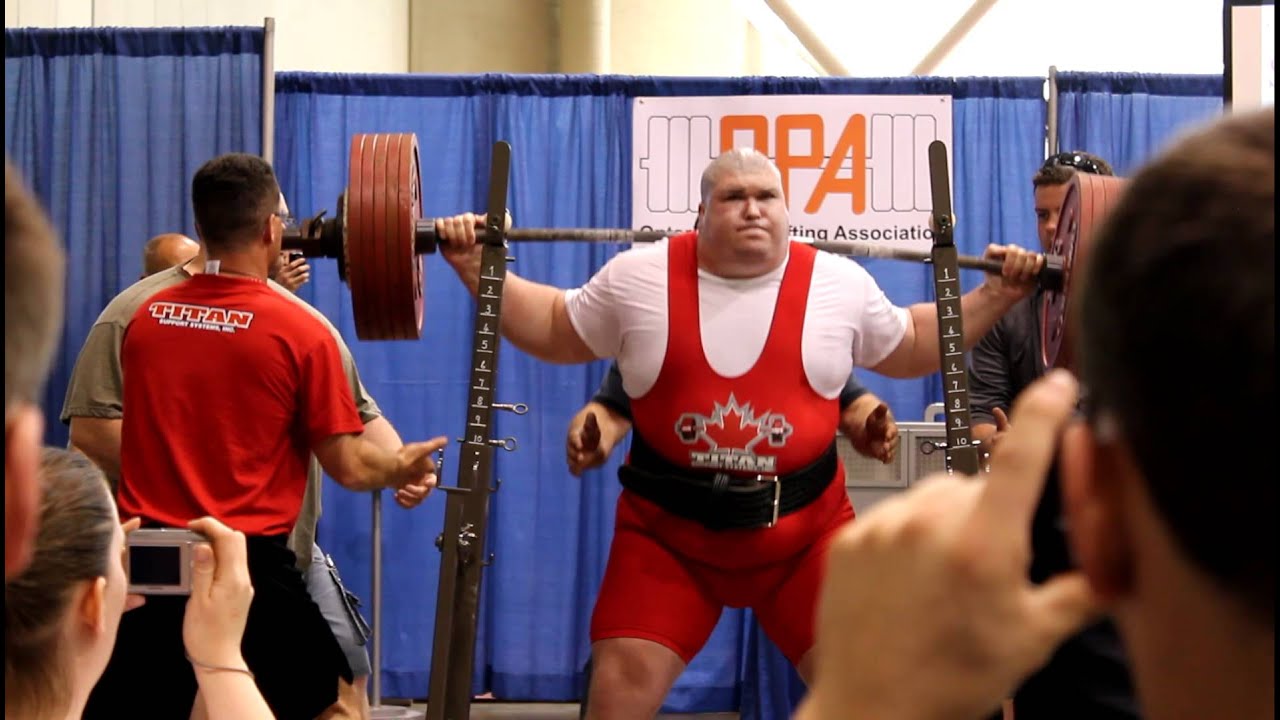 Blind Powerlifter Stephen Jesso - 639 Squat - YouTube