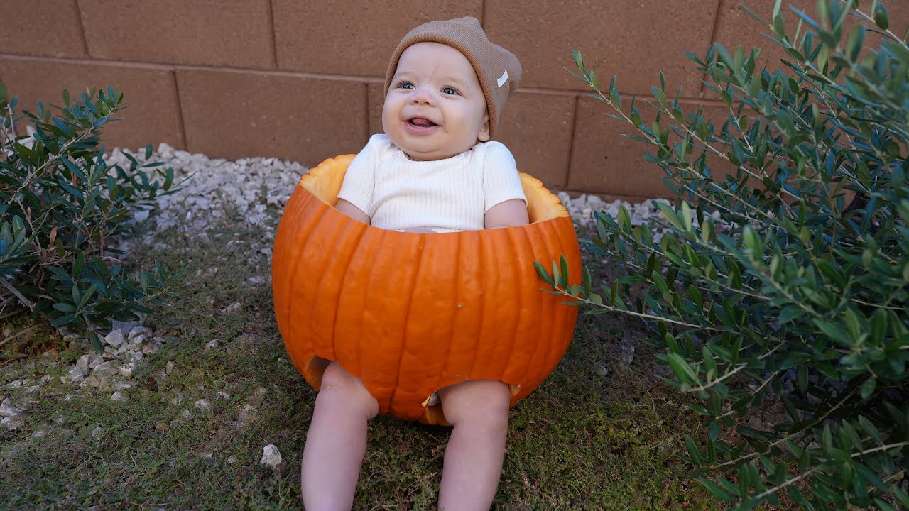 Baby Tannerites First Halloween! - YouTube