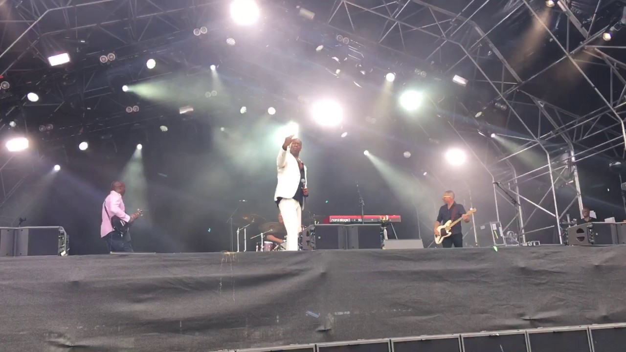 Roachford: Feel For Me Baby - YouTube